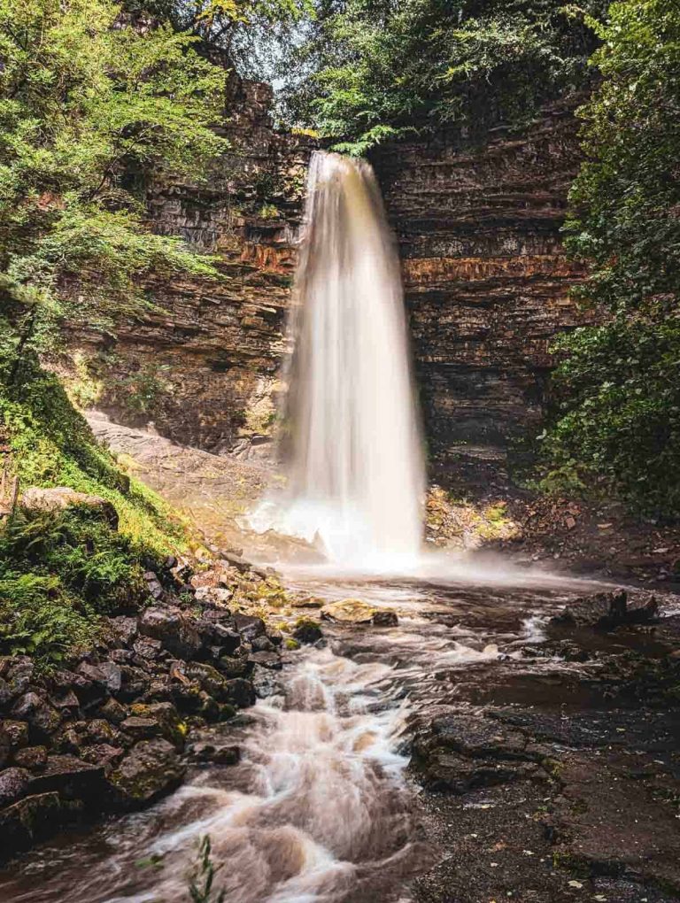 Hardraw Force: Visiting England's Tallest Unbroken Waterfall | BaldHiker