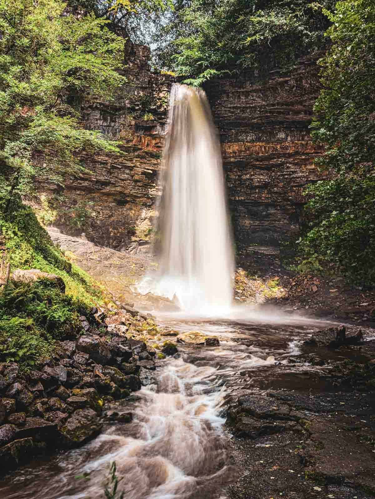 Hardraw Force: Visiting England's Tallest Unbroken Waterfall | BaldHiker