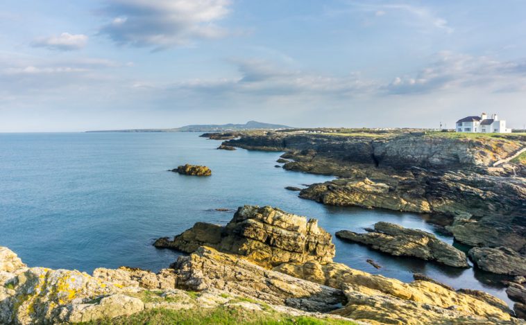 Hiking The Isle of Anglesey Coastal Path | BaldHiker