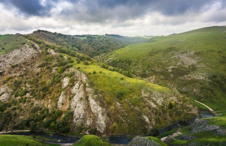 Exploring Dovedale - Caves, Limestone Spires, Riverside Walking | BaldHiker