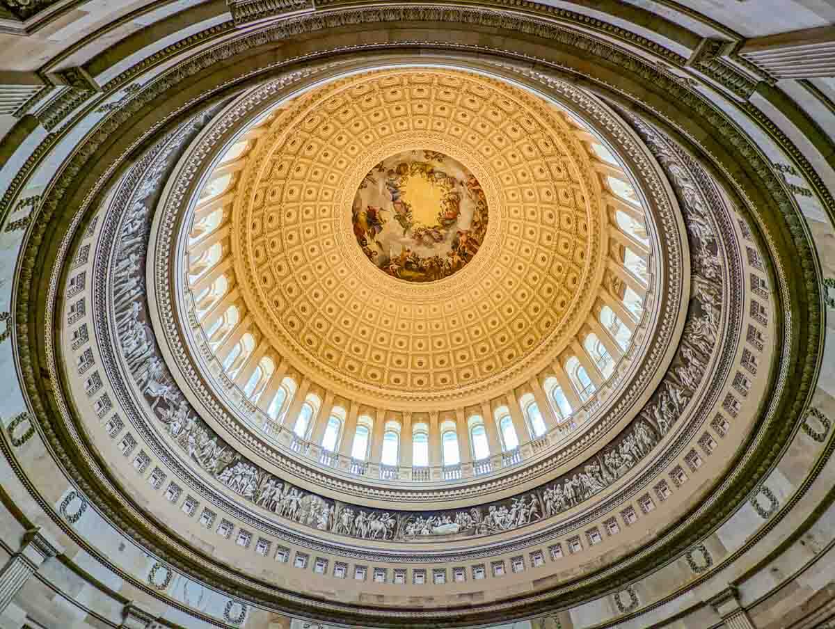A Tour Of The United States Capitol Building | BaldHiker