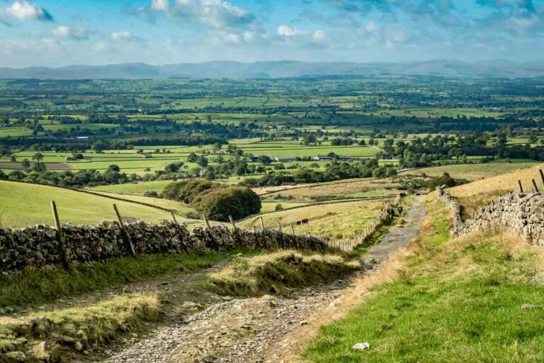 High Cup Nick Circular Walk From Dufton | BaldHiker