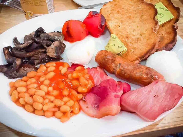 A Journey Through The Full English Breakfast | BaldHiker