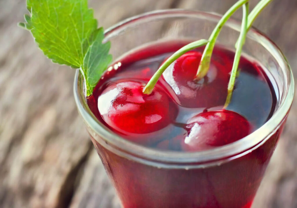 Cherry Bounce Recipe | BaldHiker