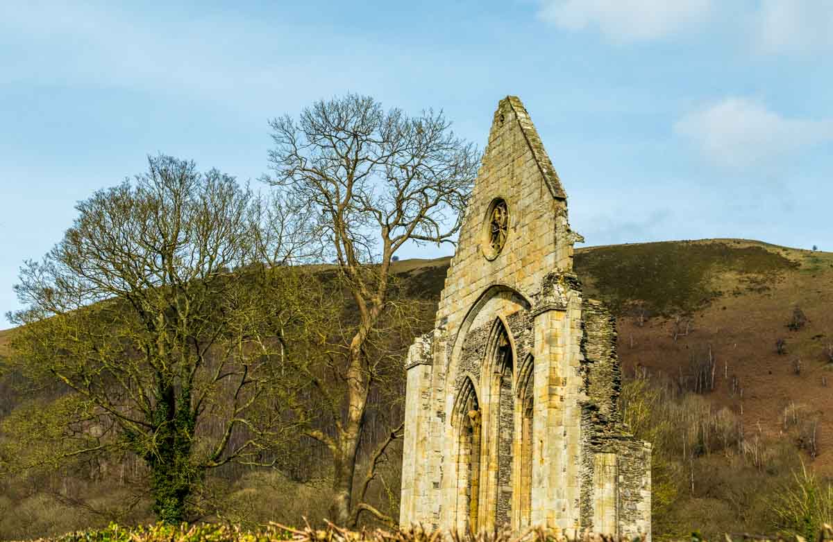 The Llangollen History Trail: A Walk With Landmarks and Views | BaldHiker