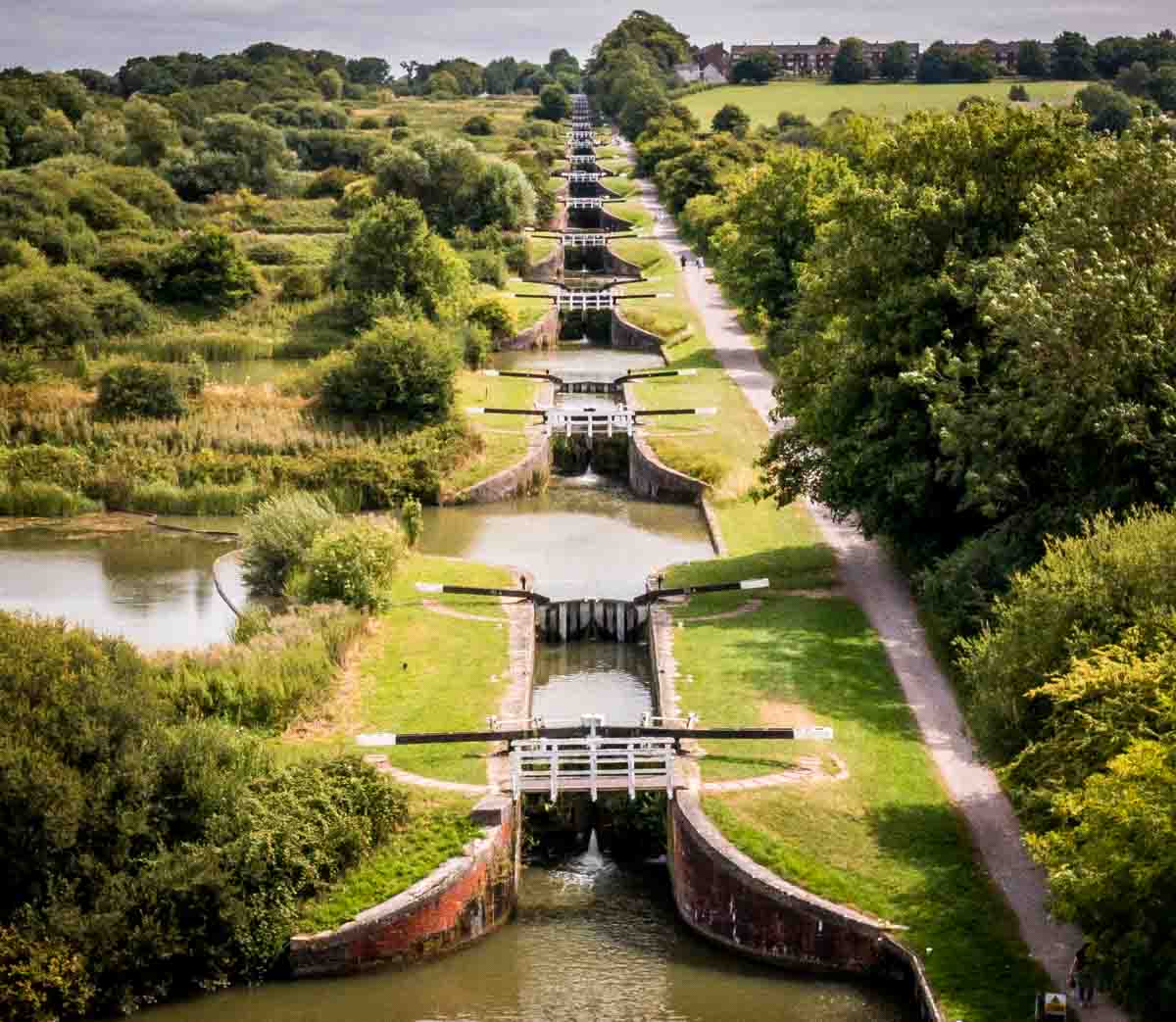 Explore Caen Hill Locks, Devizes | BaldHiker