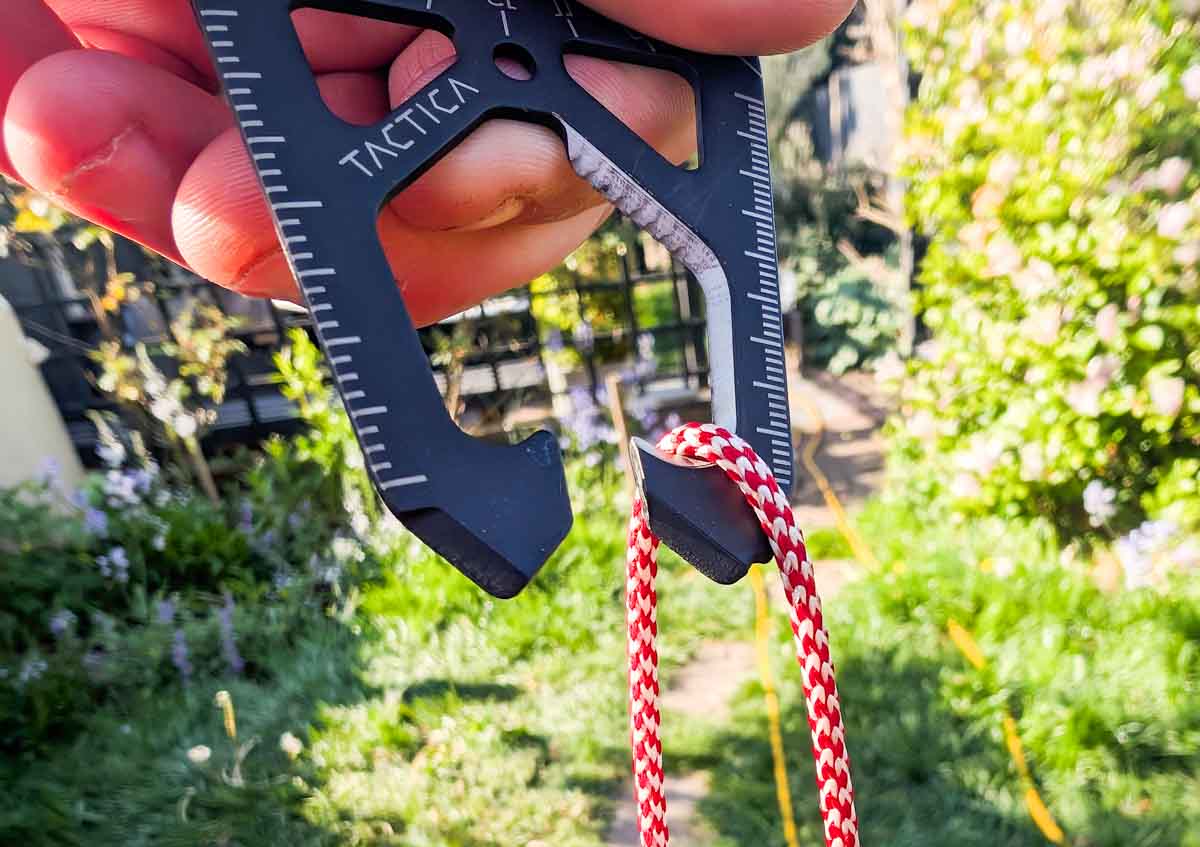 Tactica M.020 Camping Tool: A Small and Lightweight Pocket Sized Wonder ...