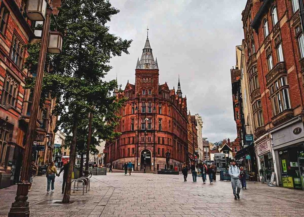 20 Best Things to Do in Nottingham | Ultimate Visitor Guide | BaldHiker