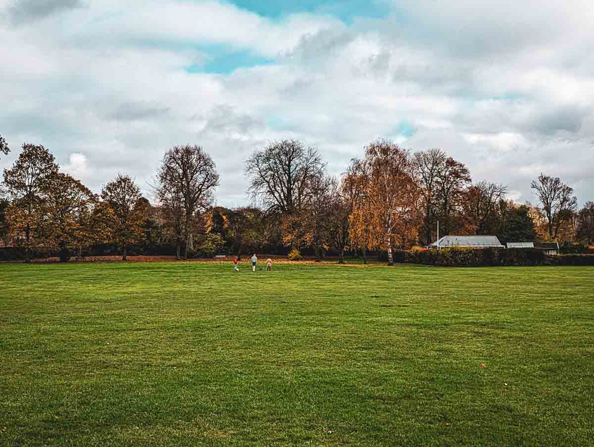 Ashby de la Zouch: The Definitive Guide to History, Food & Walks ...
