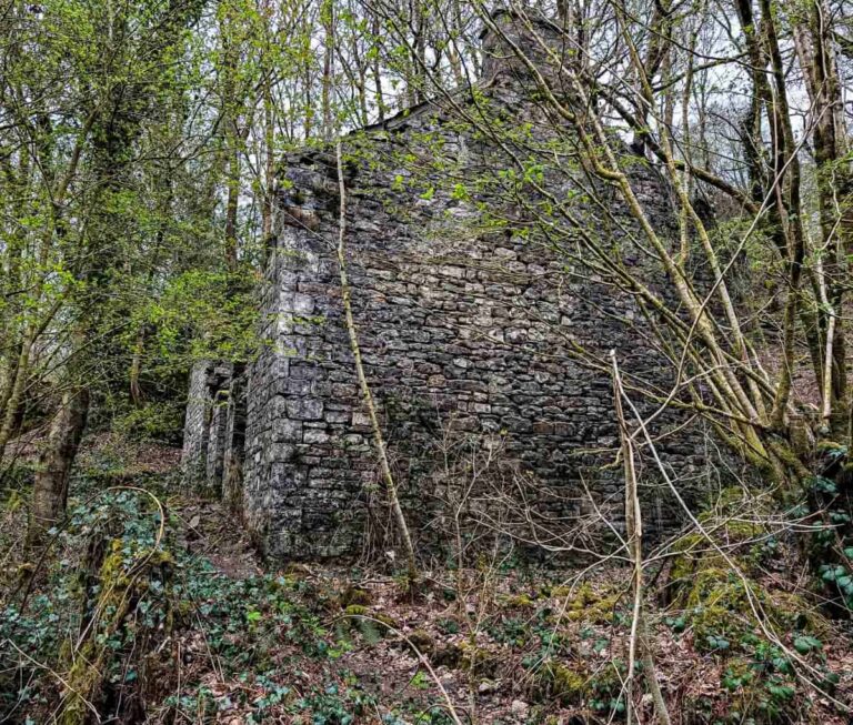 Henrhyd Falls & Nant Llech Walk: Wales' Batcave Waterfall | BaldHiker