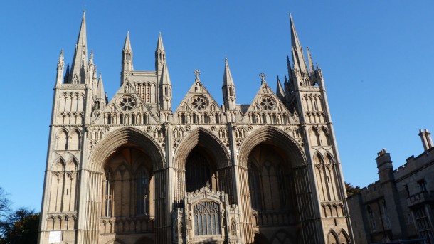 Peterborough Cathedral: A Complete Visitor's Guide to England's ...