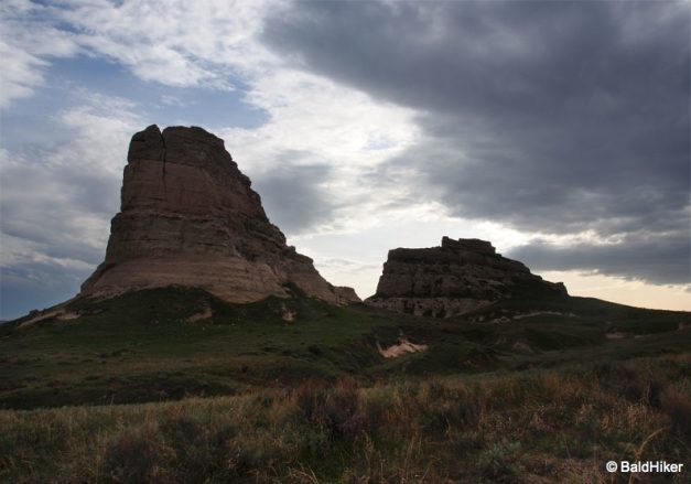 Courthouse & Jail Rocks, NE: An Oregon Trail Landmark Guide | BaldHiker