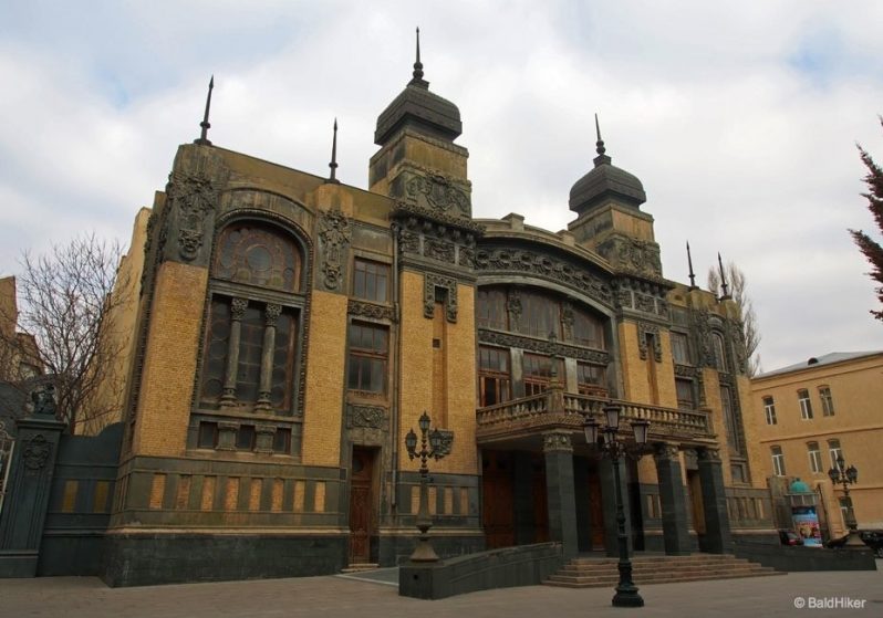 Azerbaijan – Opera and Ballet Theatre Baku | BaldHiker