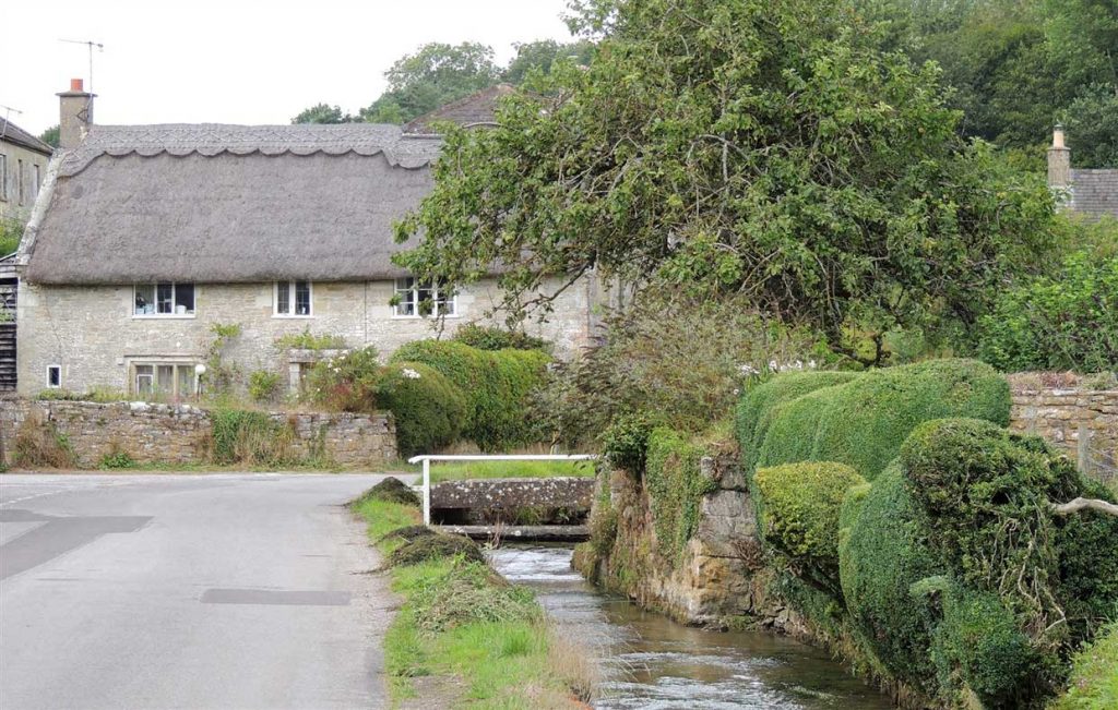 Wiltshire: traditional village charm of Teffont | BaldHiker