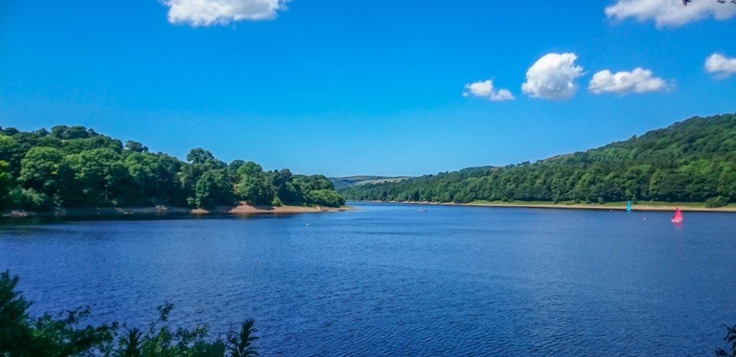 Damflask Reservoir Walk in the Loxley Valley, South Yorkshire | BaldHiker
