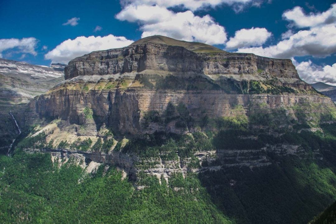 Hiking in the Aragonese Pyrenees | BaldHiker